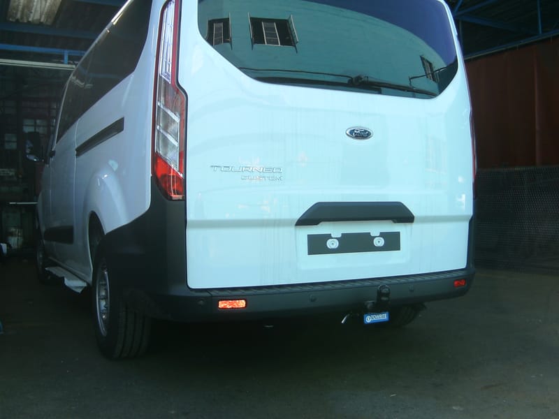 FORD TRANSIT CUSTOM - TOWRITE