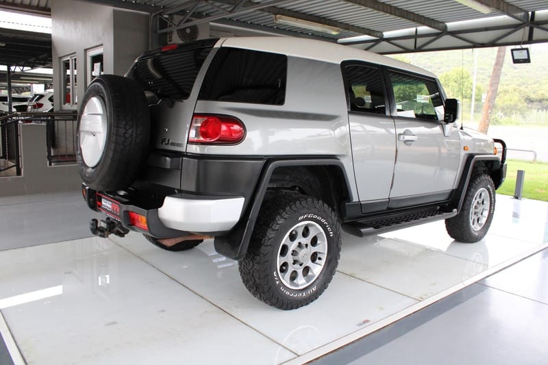 Toyota FJ Cruiser Towrite Detachable Towbar - TOWRITE