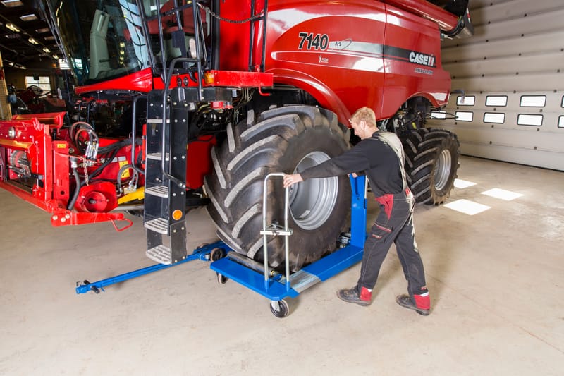 HGV Brake Hub and Caliper lifter