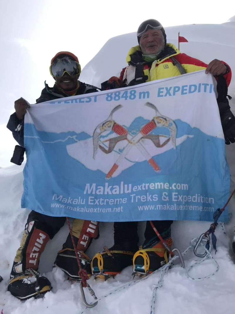 An amazing climbing expedition to the Summit of Manaslu 8163!