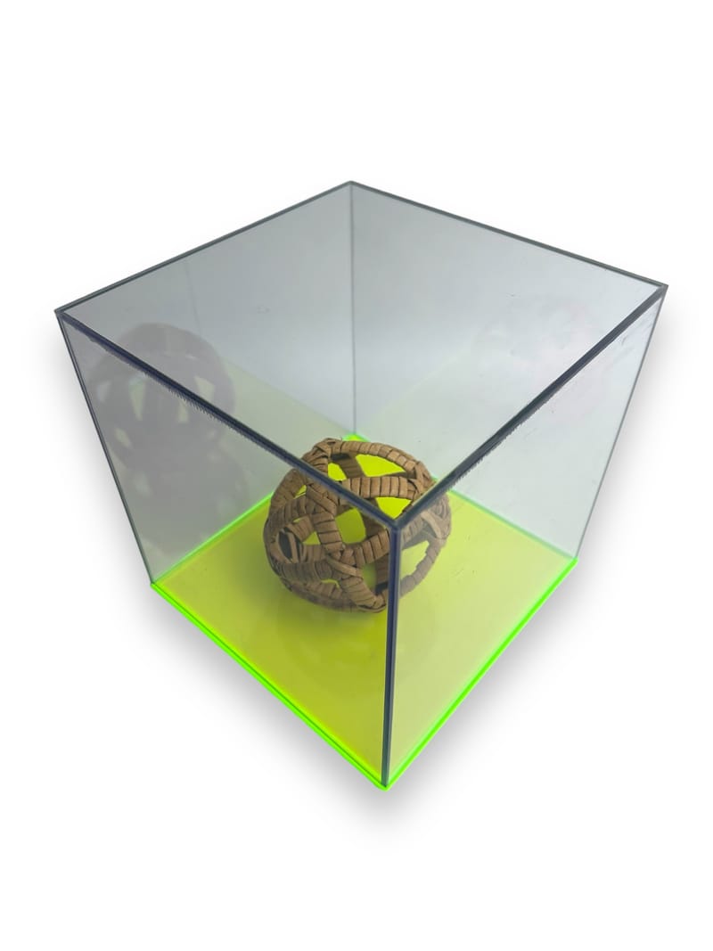 Acrylic Plexiglass Boxes With Bases - PlexiBoxes4u