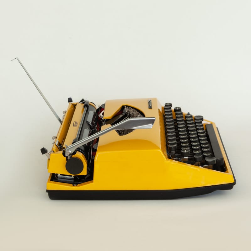 OLIVETTI 36 Electric Typewriter with Case Working with New Ribbon ...