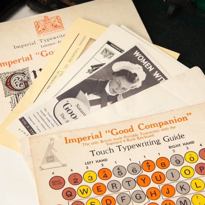 TRIUMPH TIPPA Yellow Vintage Typewriter with Case Working New Ribbon ...