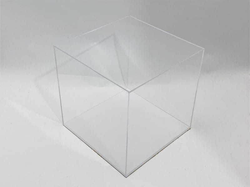 Acrylic Display Boxes With White Bases - MuseumBoxes