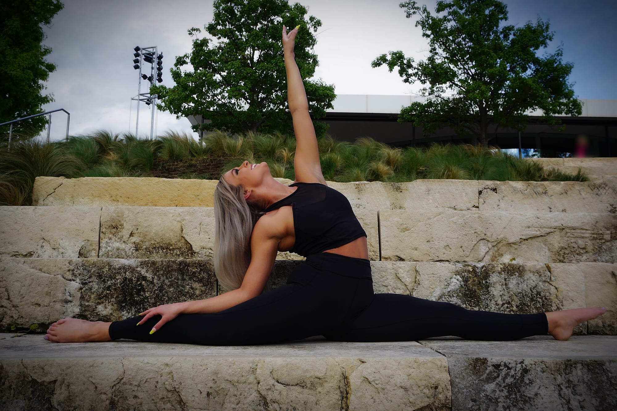 Alli Kate - Performer|Choreographer