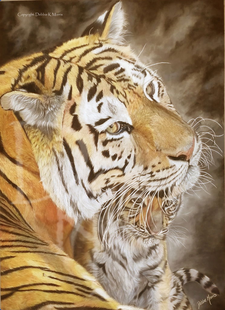 UK based Artist of hyperrealism wildlife pets and people commissions