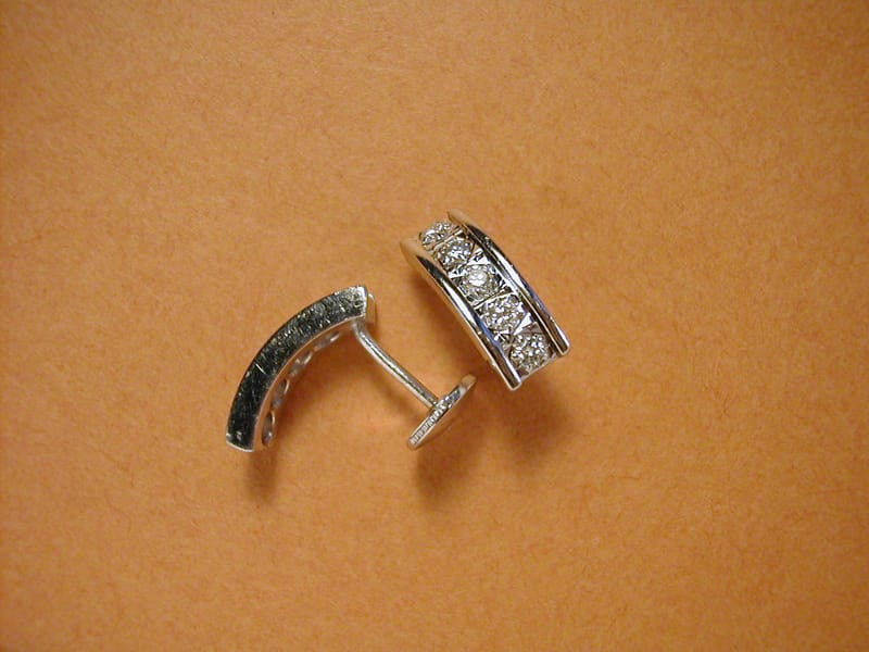 4) Boucles d'oreilles rail avec système alpa - Favre Sertis