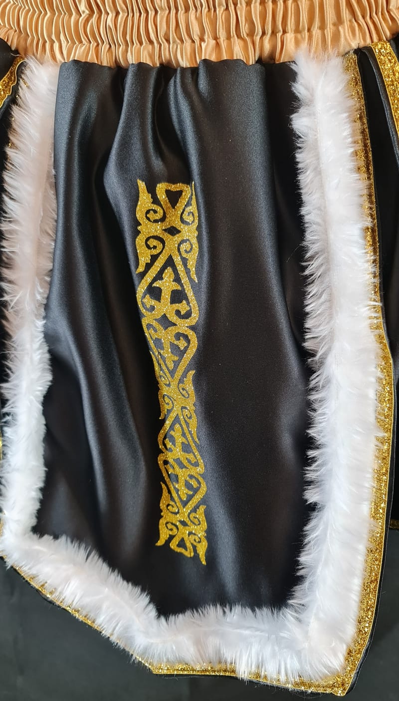 boxing ring wear , fight gear, Fighter, Shorts, bling, personalised