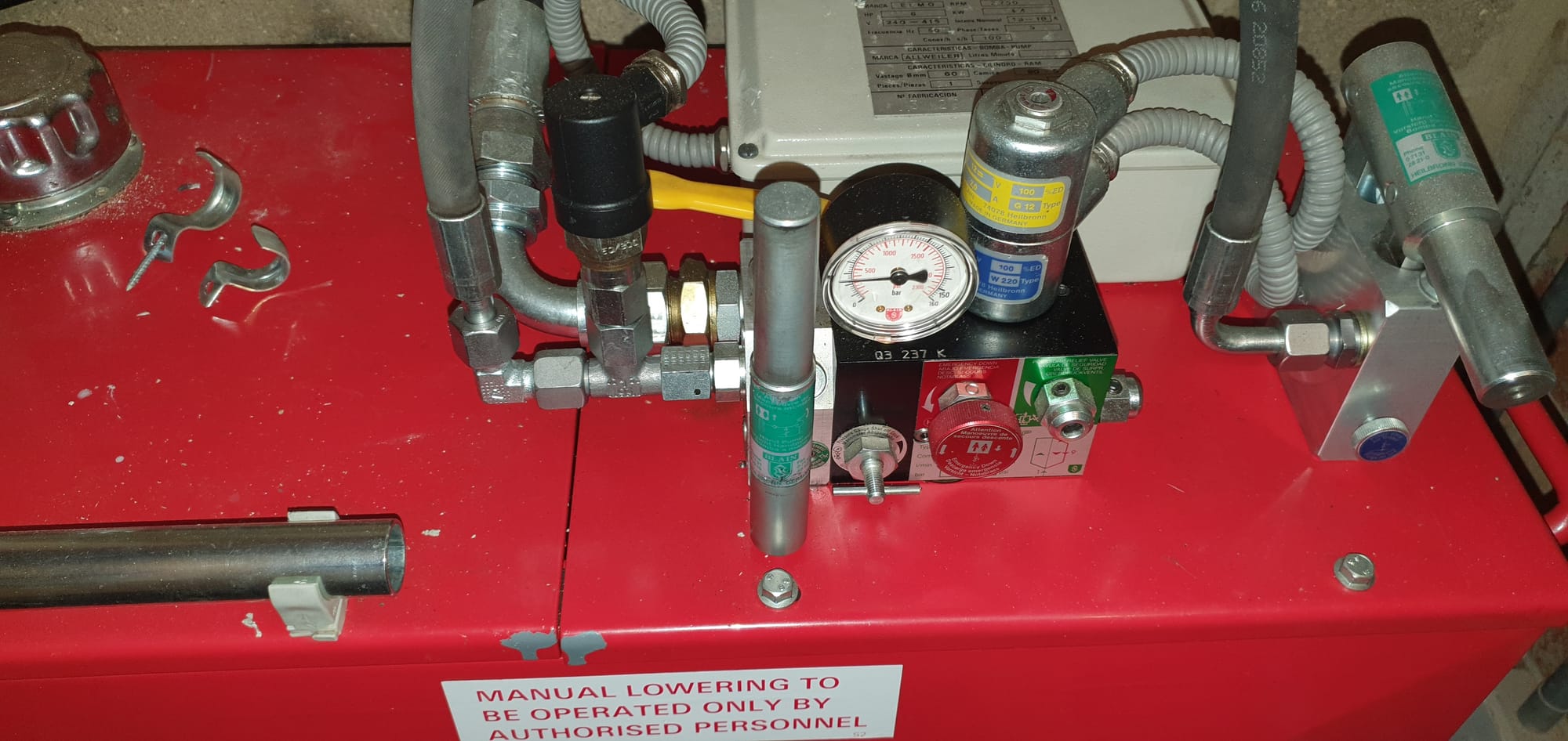 Metro Lifts Ltd - Lift Service, Repair & Modernisation - 24 Call Out