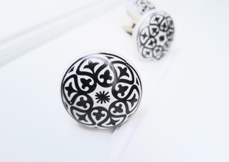 manere mobila - butoni din ceramica pentru mobila