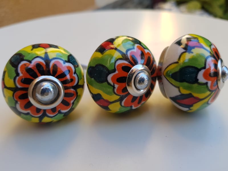 manere mobila - butoni din ceramica pentru mobila