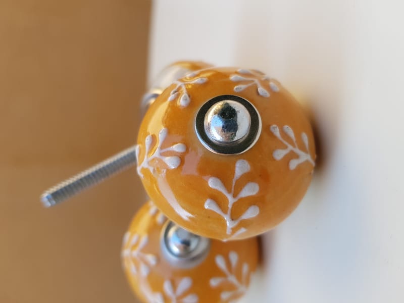 manere mobila - butoni din ceramica pentru mobila