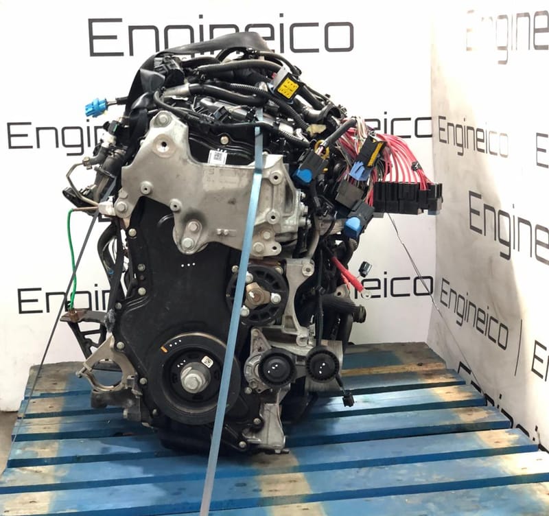 RENAULT TRAFIC 2.0 DIESEL ENGINE (code M9R 786) - Engineico
