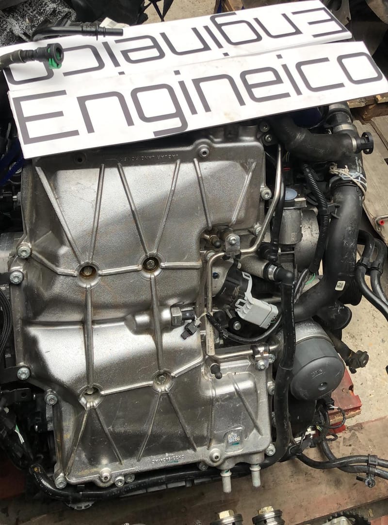 Land Rover Range Rover Sport Vogue 5.0 508ps Supercharged Engine ...