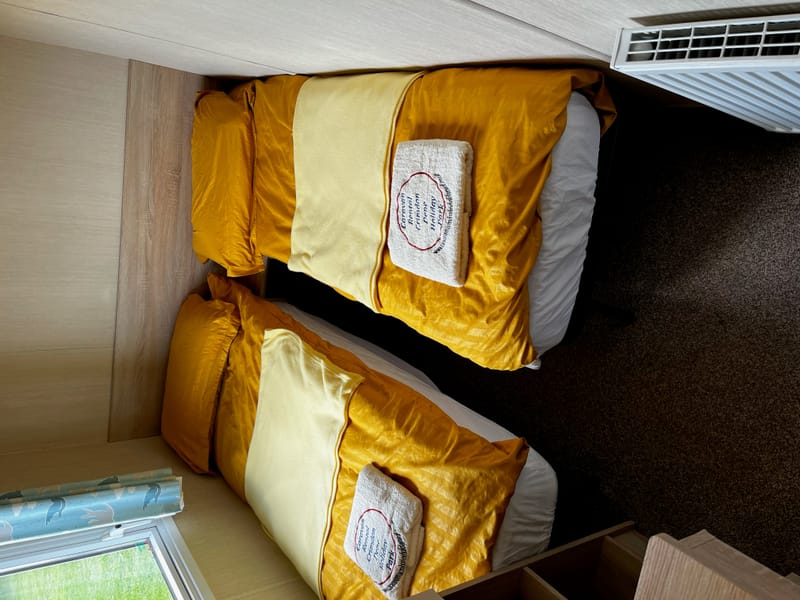 Third Single Bedroom With 2 Single Beds - Caravan Rental Crimdon Dene