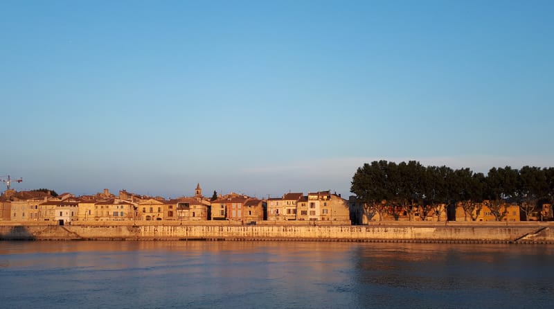 VISITER ET SE DIVERTIR : Découvrez Arles et ses environs