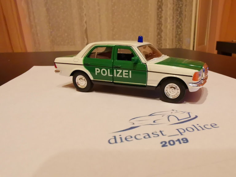Welly - DIECAST POLICE