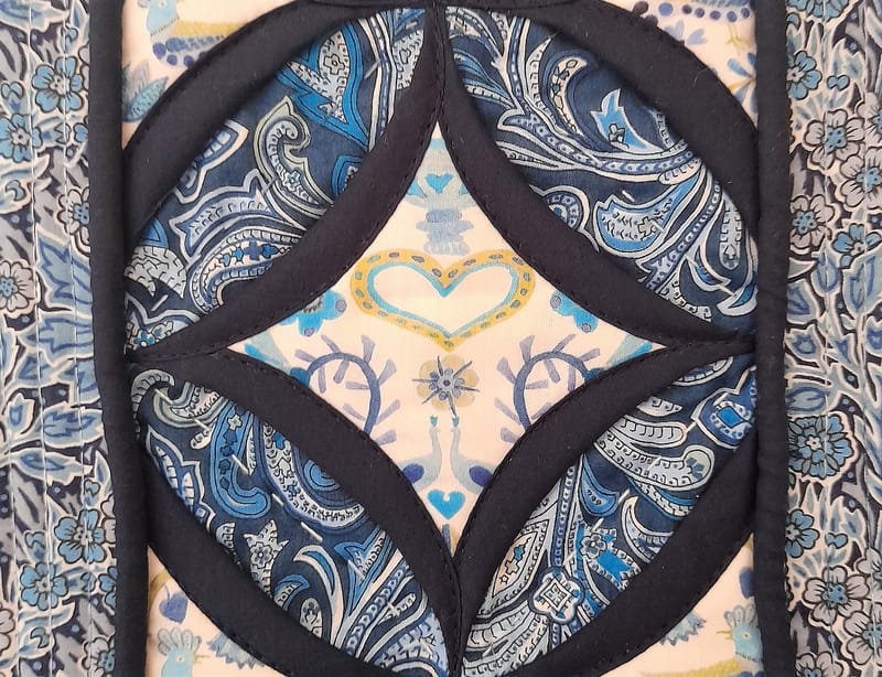 Lincoln Cushion Pattern - Suzanne Campion