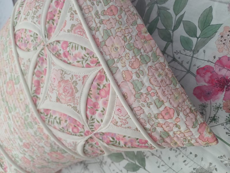 Lincoln Cushion Pattern - Suzanne Campion