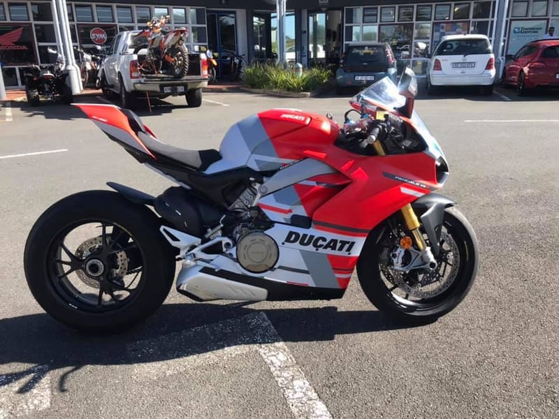 DUCATI PANIGALE S (NEW) - Rocket Racing PMB