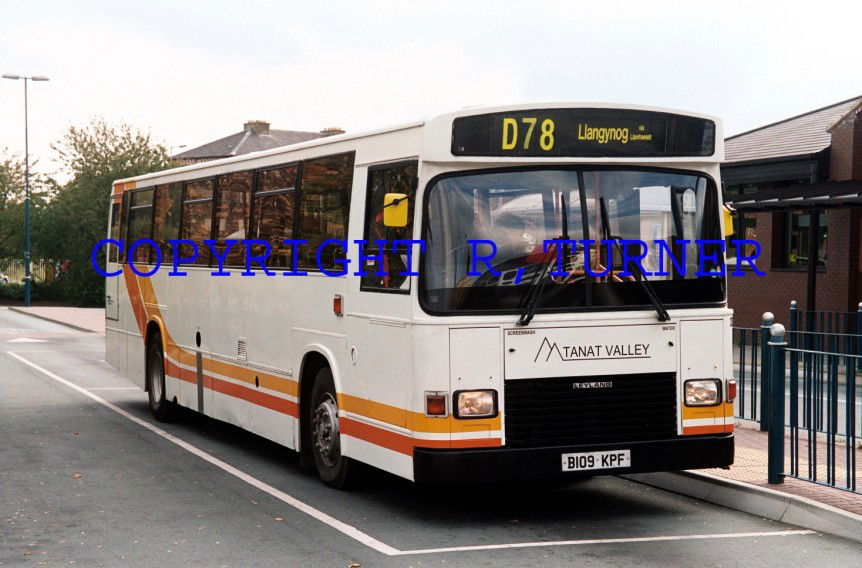 Tanat Valley Coaches B109 KPF. - Bus Photos UK