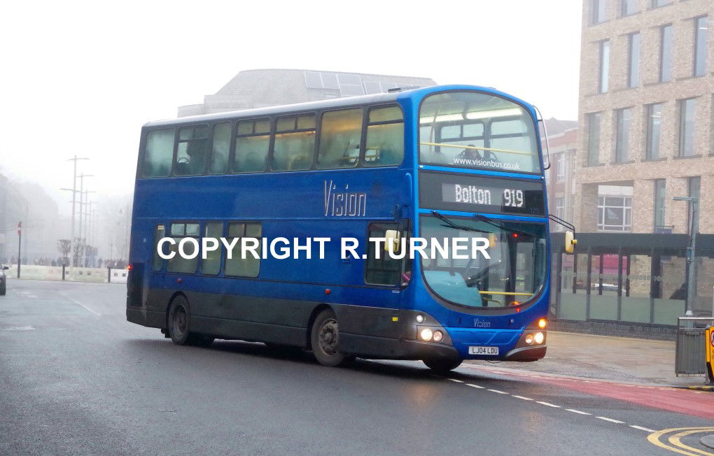 Vision Bus LJ04 LDU. - Bus Photos UK
