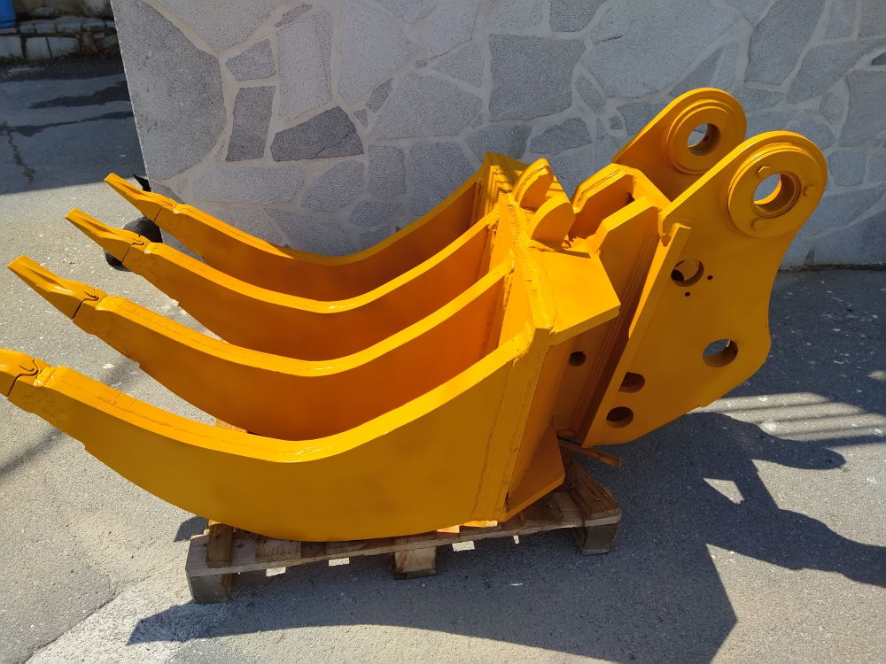 MULTIRIPPER PER ESCAVATORE - VICECONTI GROUP SRLS