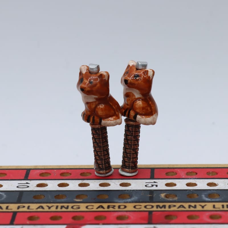 Sitting Red Fox Cribbage Pegs. - KRAZY KUSTOM CRIBBAGE PEGS (Since 2016)