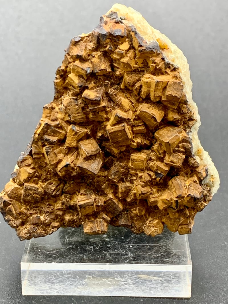 LIMONITA DE PIRITA (CANTERA BERTA, PAPIOL)