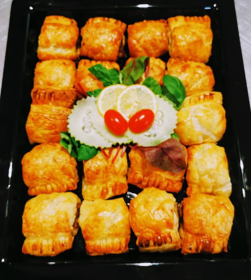 REGULAR (20) PORK SAUSAGE ROLLS PLATTER - fiestabuildabuffet