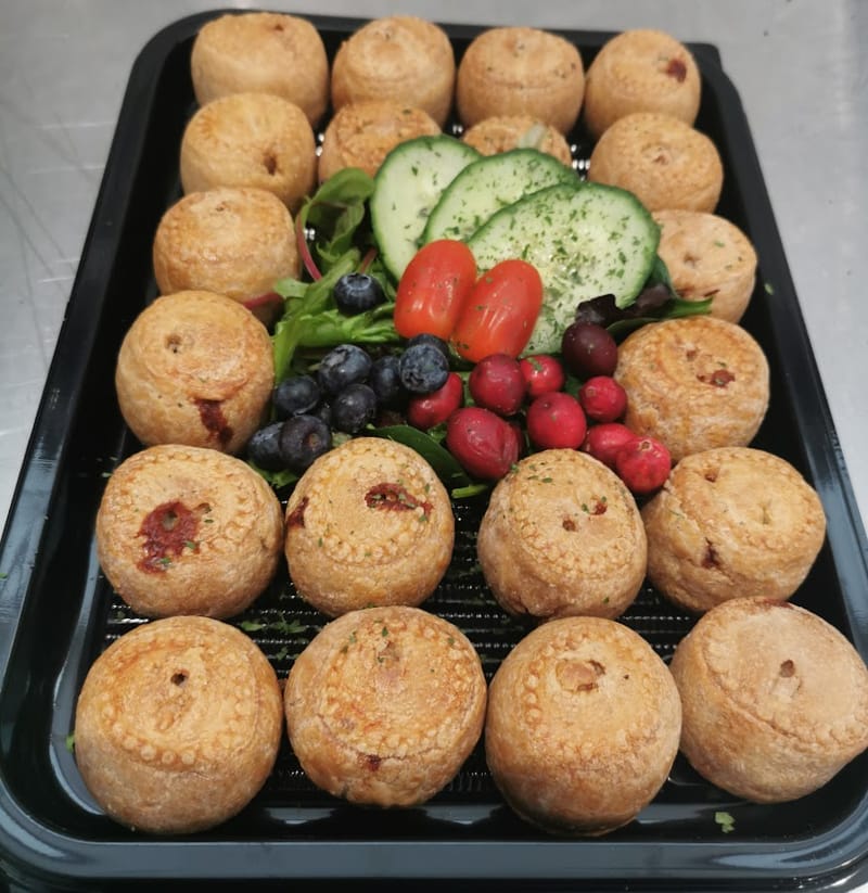 Mini Melton Mowbray pork pie platter (Large) - 32 pies ...