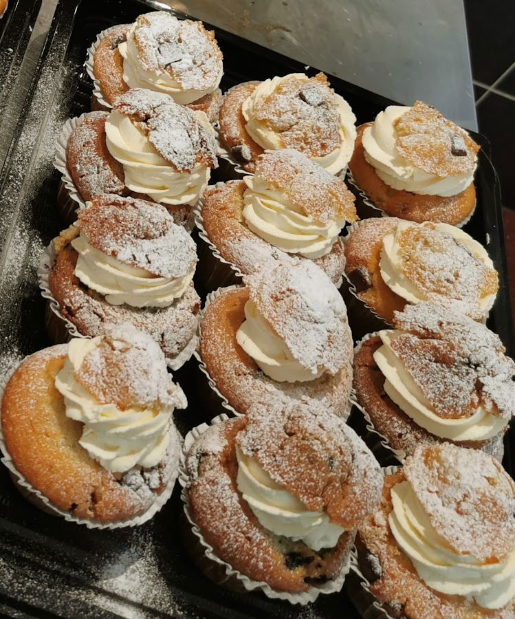 Scone Boxes & Desserts - fiestabuildabuffet