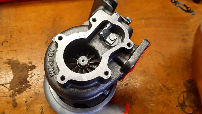 Mercedes - om606 t3 Cast Iron Turbo Manifold