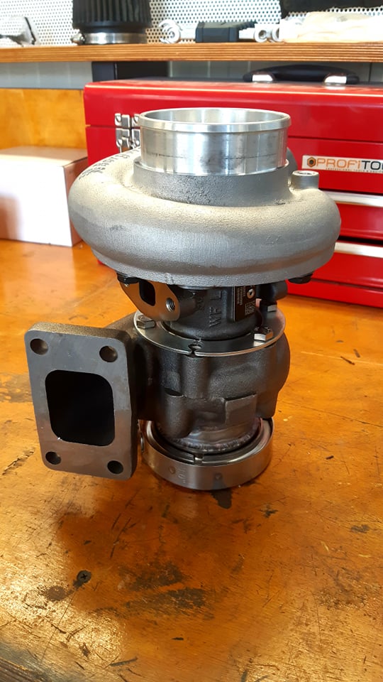 Holset HX30 - T3 Twin Scroll - Cummins - The Kangaroos Team