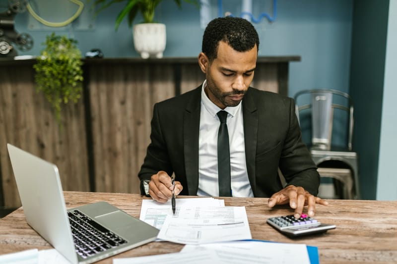 Accountant Vs Financial Advisor accountant-vs-financial-advisor