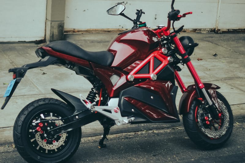 Moto eléctrica modelo z6 pro 3000 w | Batería de litio 72v/52ah
