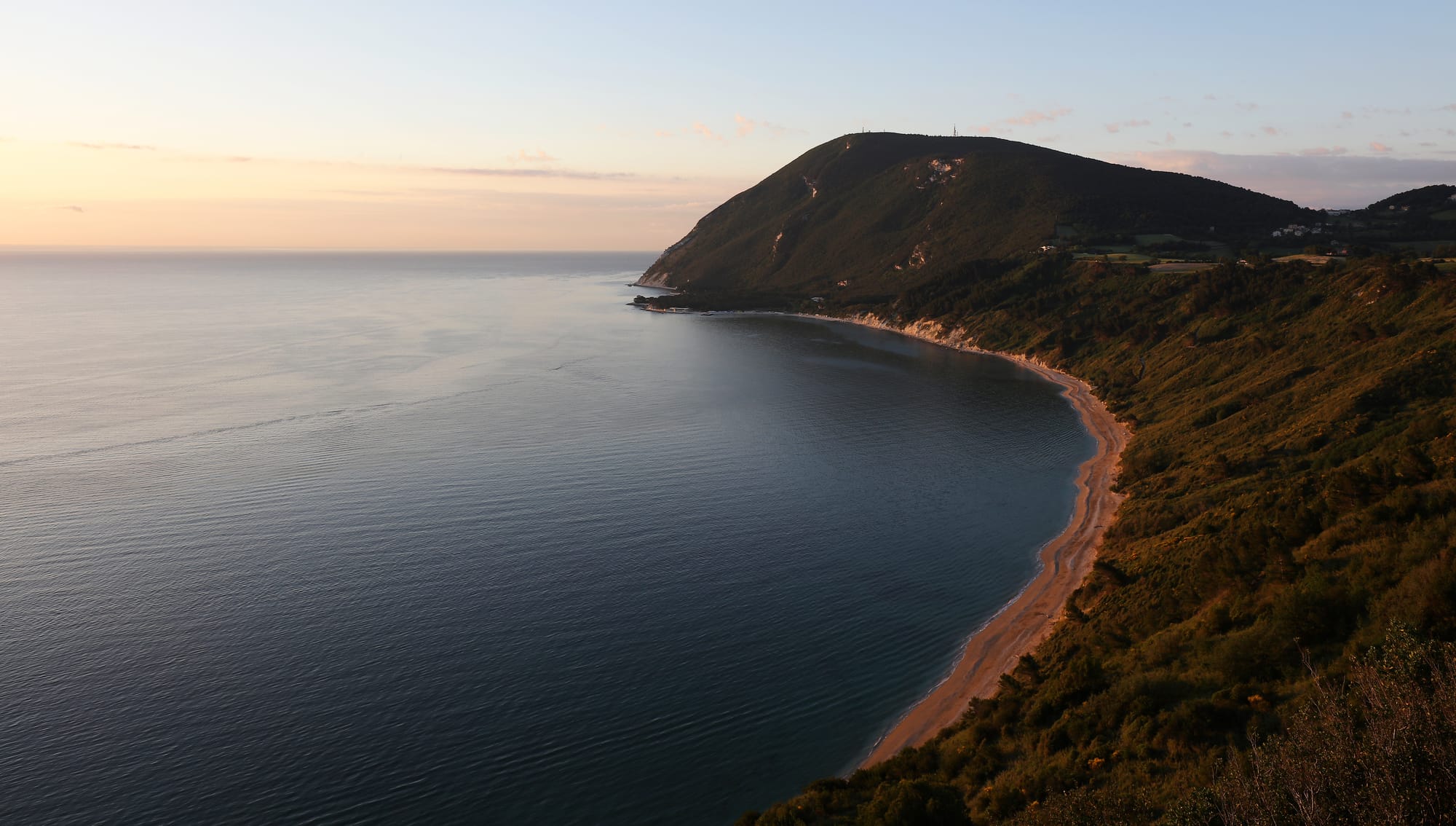 Mezzavalle Beach - Sunrise - Conero Regional Park - Marche - Italy ...