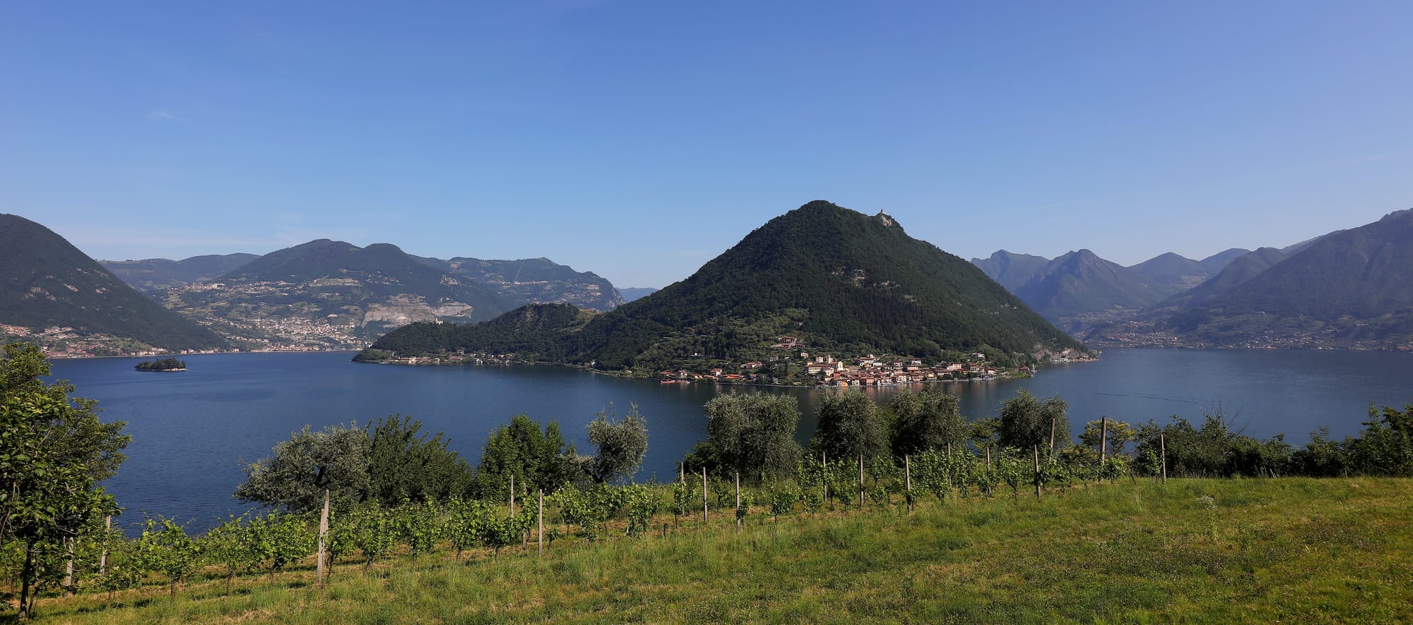Lago d'Iseo - Monte Isola - Earth's Wild Wonders