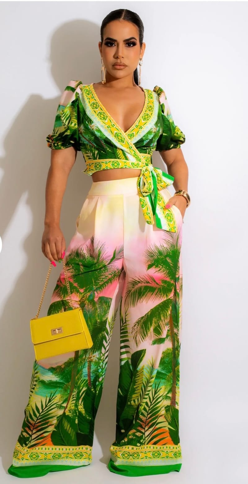 FASHIONABLE WOMEN CLOTHING IN GUYANA