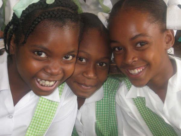 INSTITUTION FOYER EMMANUEL - LE CHANGEMENT COMMENCE PAR L'EDUCATION