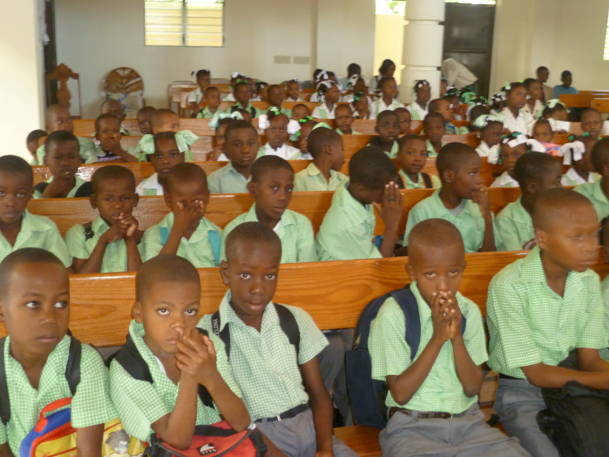 INSTITUTION FOYER EMMANUEL - LE CHANGEMENT COMMENCE PAR L'EDUCATION