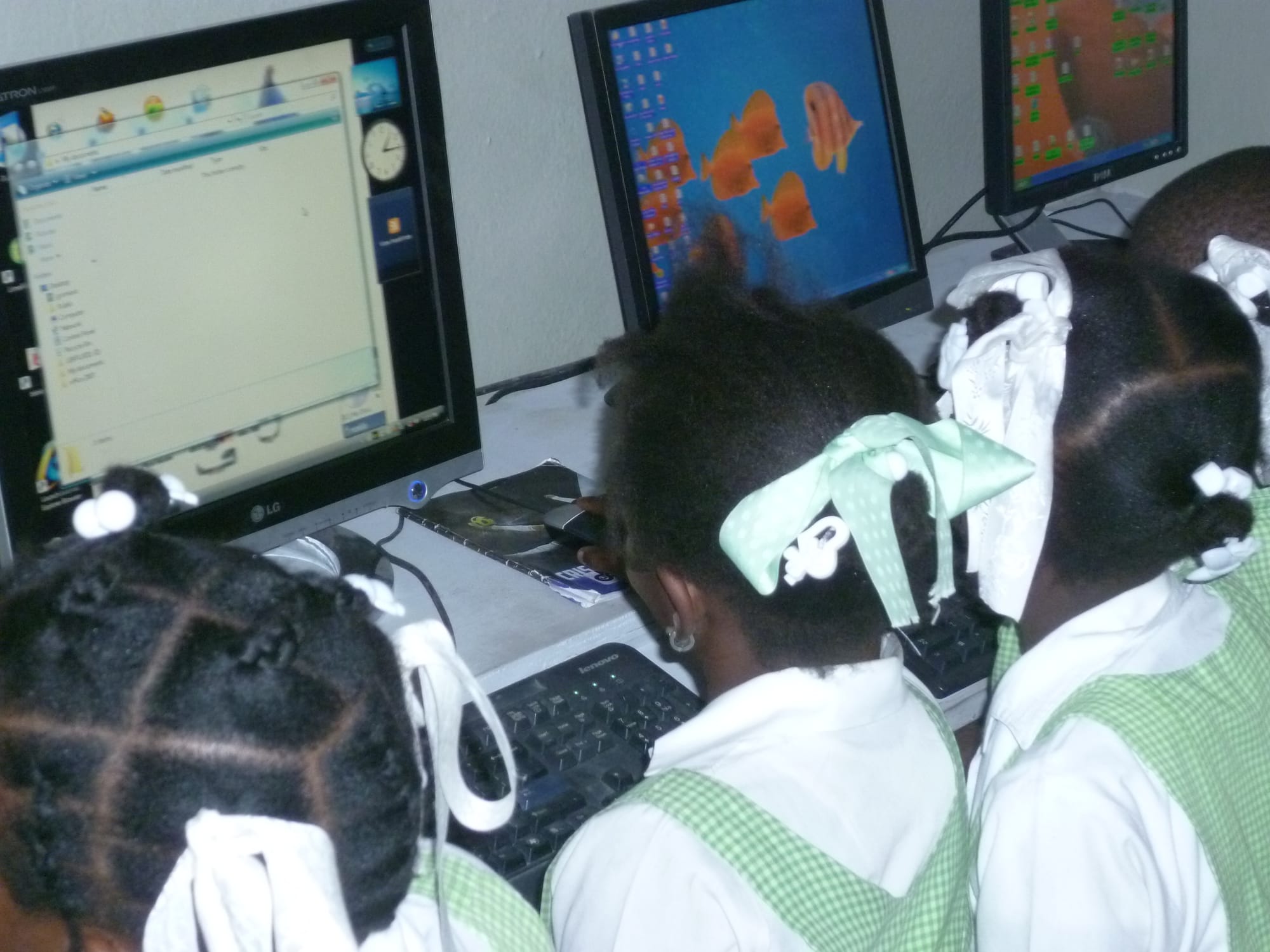 INSTITUTION FOYER EMMANUEL - LE CHANGEMENT COMMENCE PAR L'EDUCATION