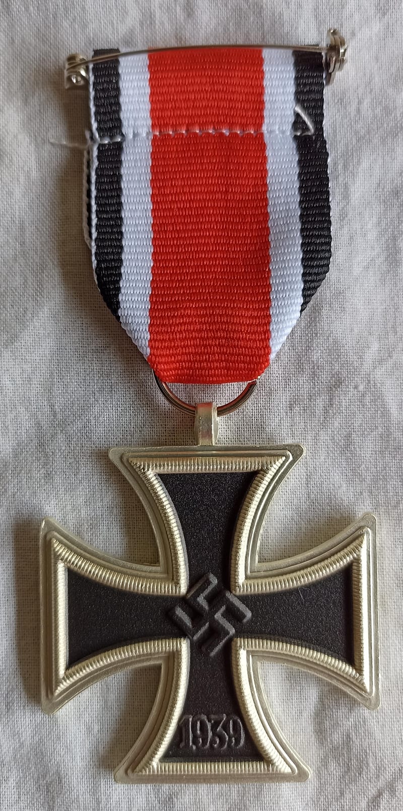 Réplica cruz de hierro 1939 2º Clase con cinta (III Reich Hitler-Nazi ...