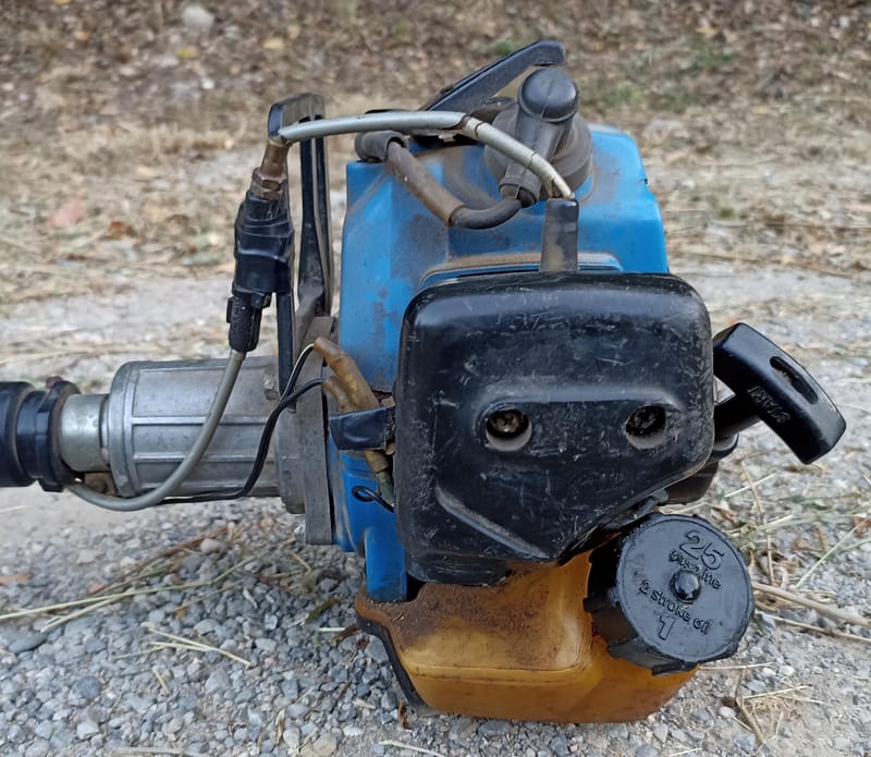 Desbrozadora Tanaka TBC 250 24cc - ATTICAE