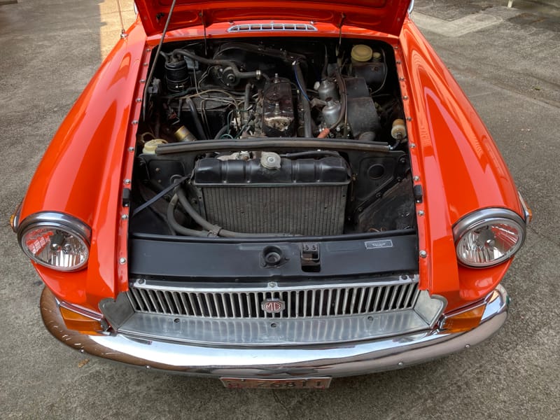 Under the bonnet - My 1970 MGB GT