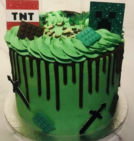 3 Layer Chocolate MineCraft Cake With Buttercream Frosting - Cabbit Cakes