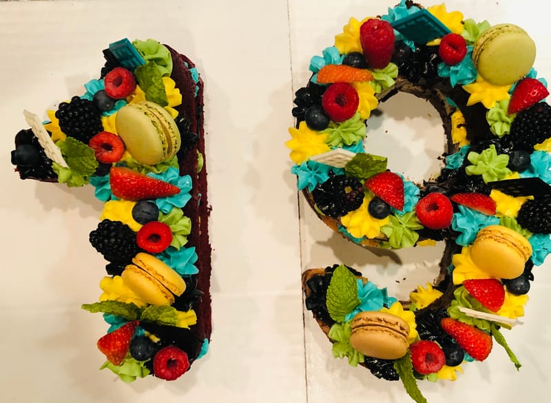 Number 19 Cake Red Velvet & Marble With Buttercream Frosting & Macarons ...