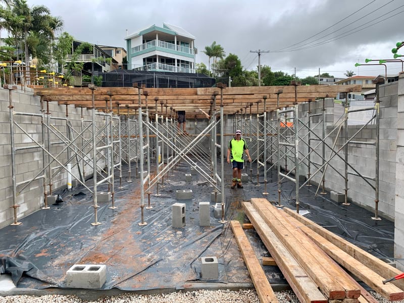 Props Ready for Suspended Slab - SEQF South East QLD Formwork Pty Ltd.
