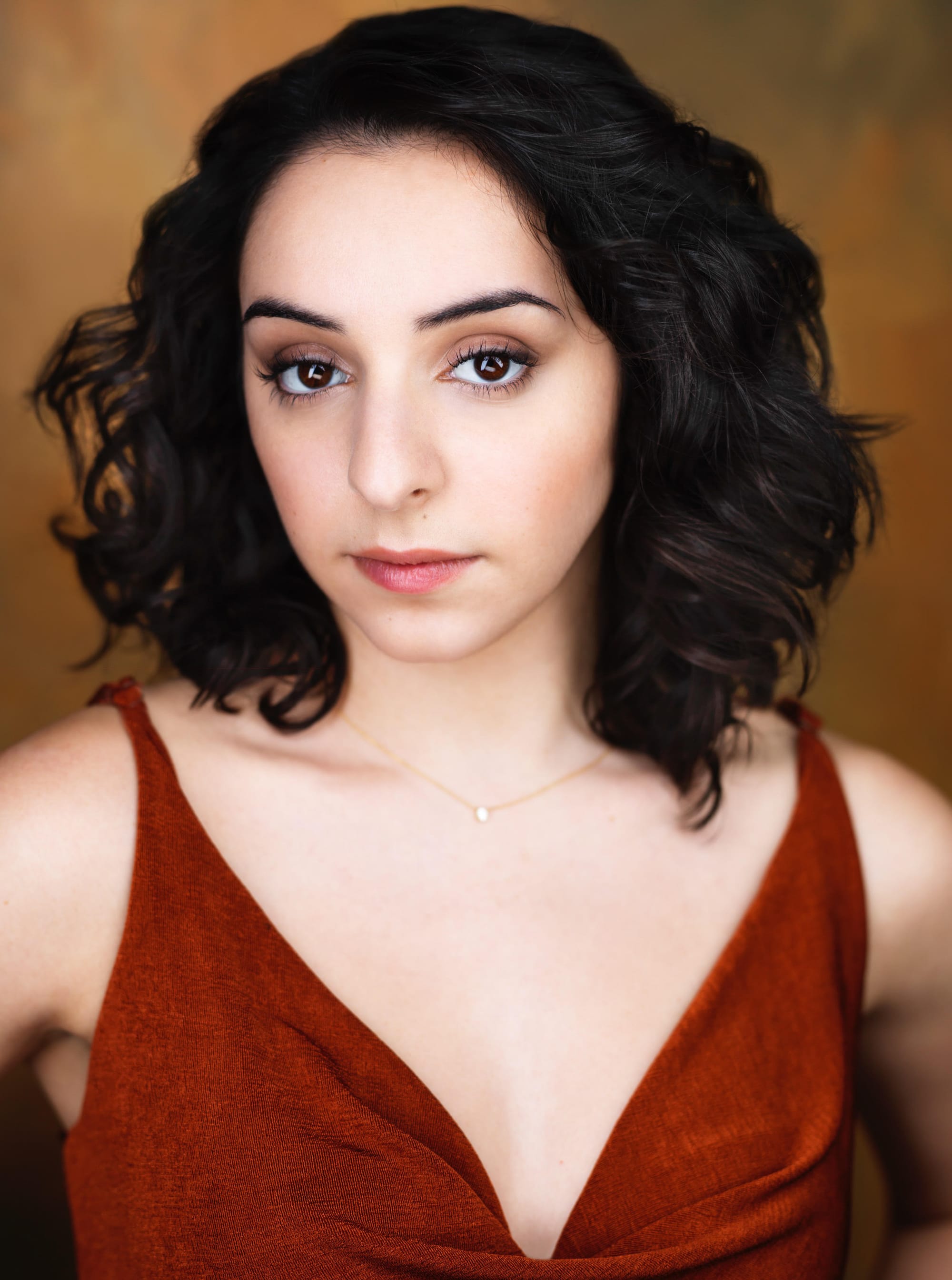 Headshots - Rebecca Zeller