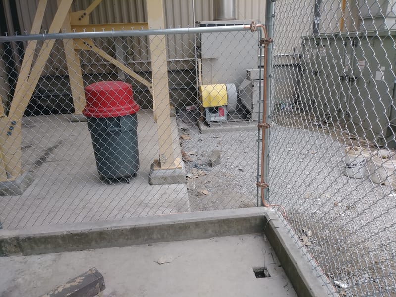 6' Tall Commercial Chain-Link With Grounding Cables - CBS Fence Company